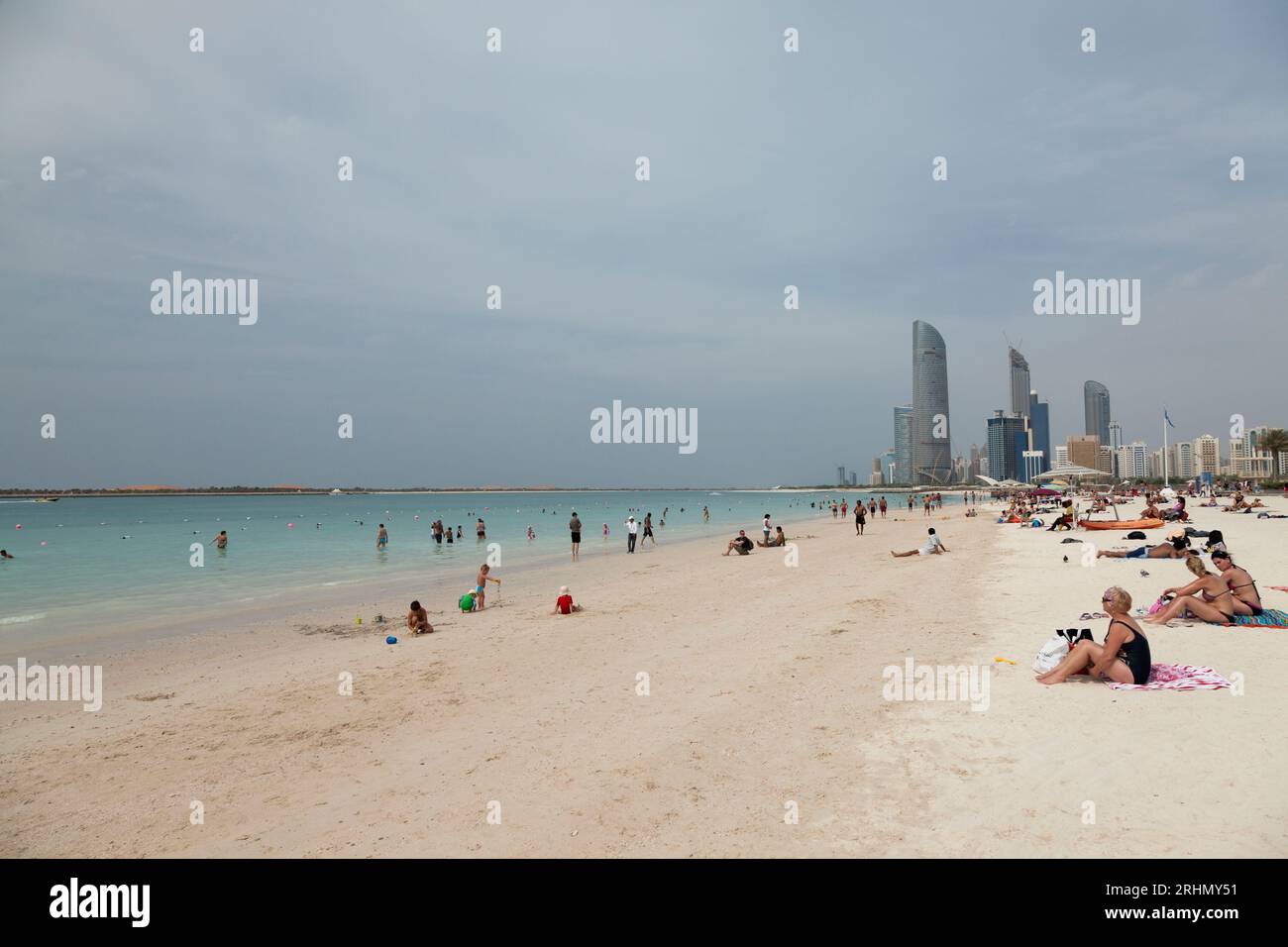 United Arab Emirates, Abu Dhabi, the corniche beach park and city ...