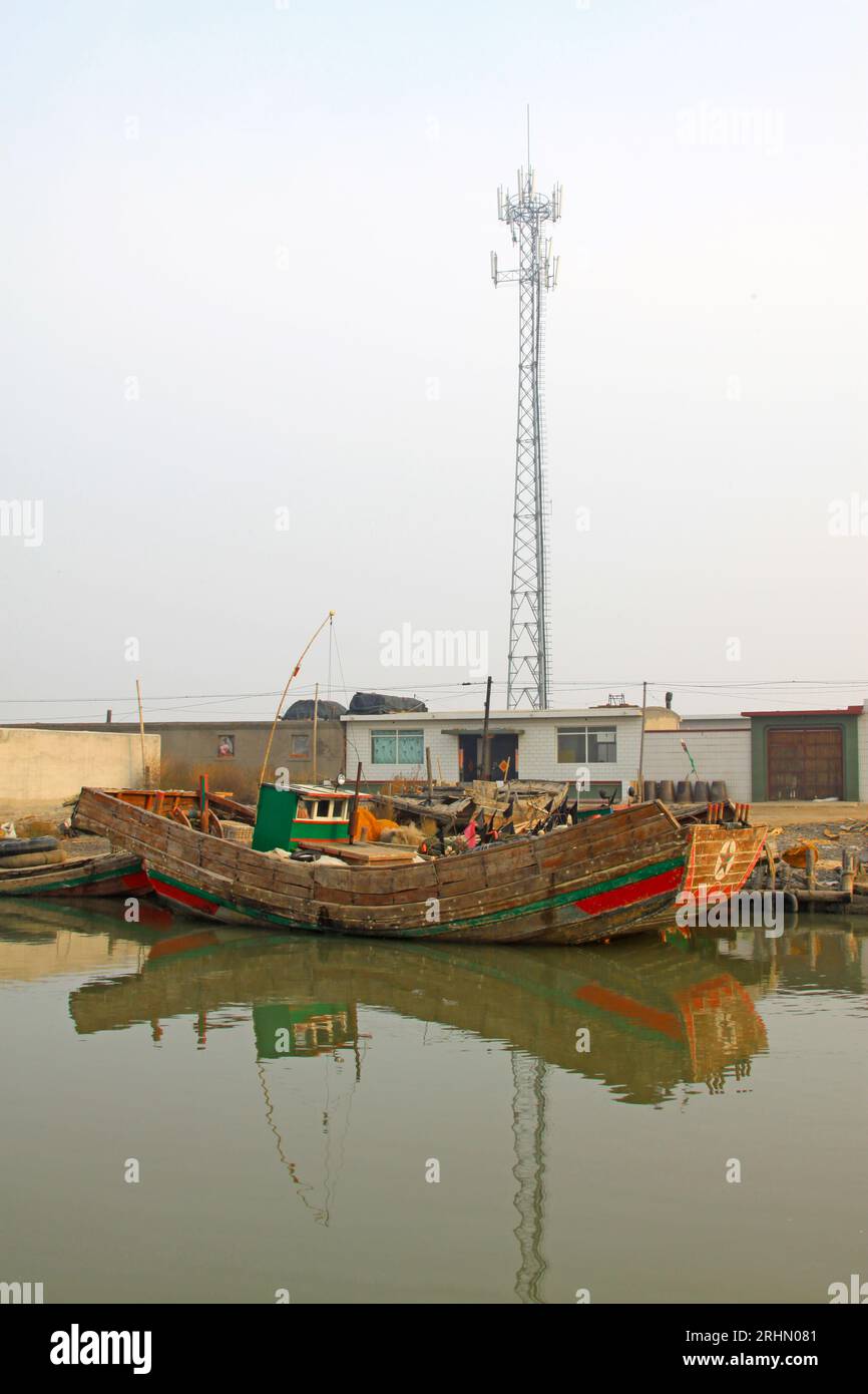 Parking of fishing ships hi-res stock photography and images - Alamy