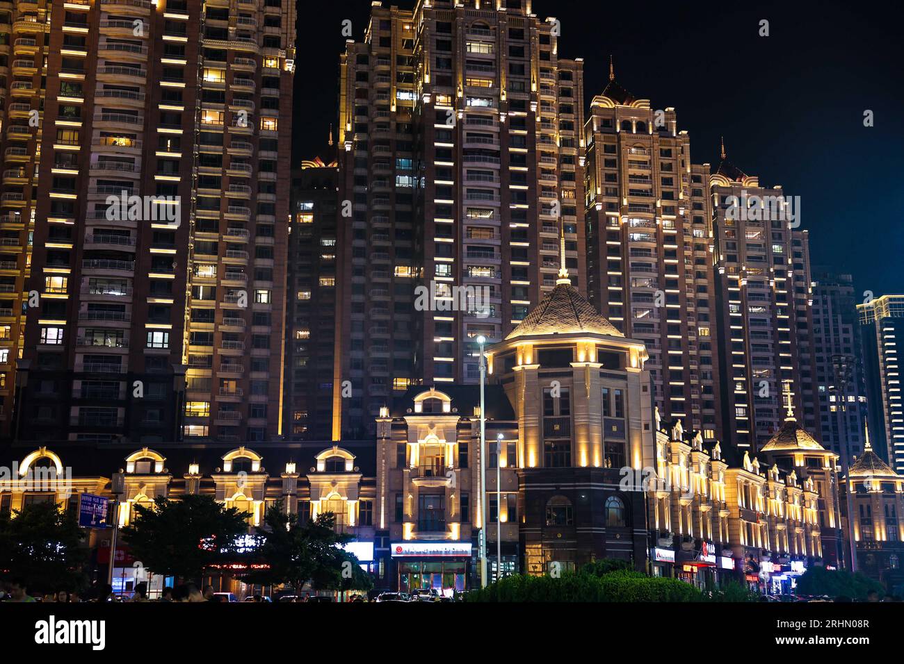 A music light show over Xinghai Bay Bridge draws people in Dalian City ...