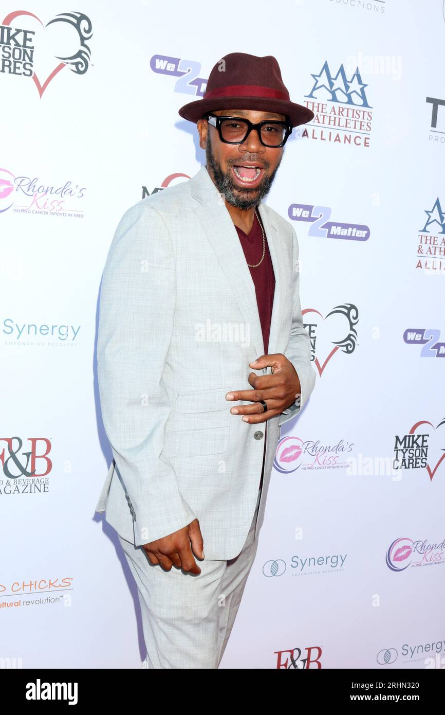 Columbus Short Wife And Son