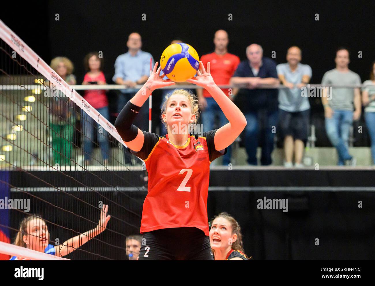 Dusseldorf/ Germany. 17/08/2023, Pass by Pia KAESTNER (Kastner) (GER ...