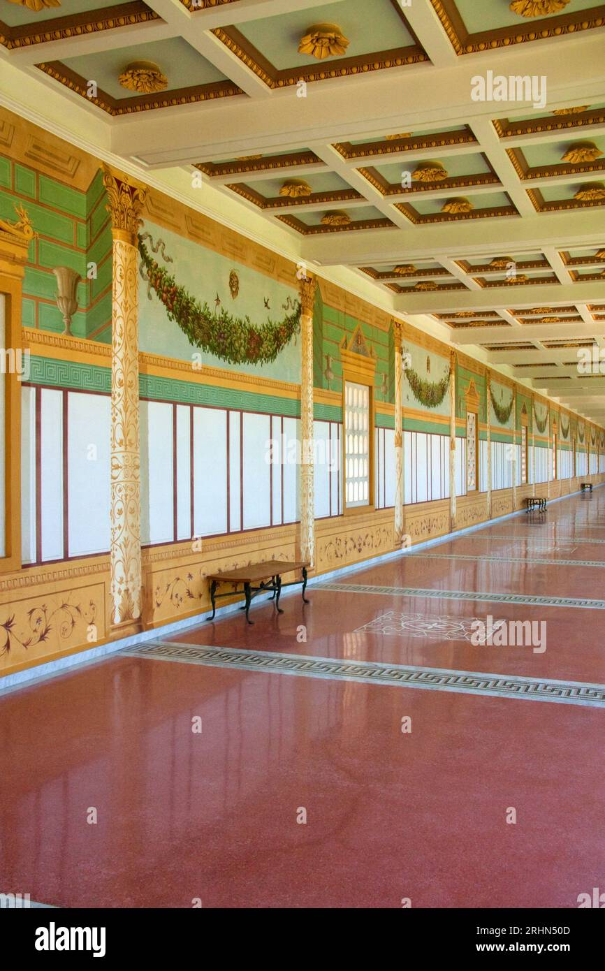 Getty villa museum hi-res stock photography and images - Alamy