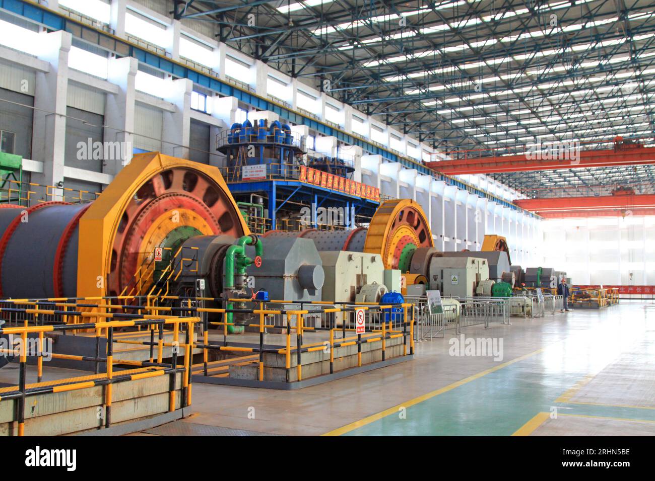 heavy industry production workshop in china Stock Photo - Alamy