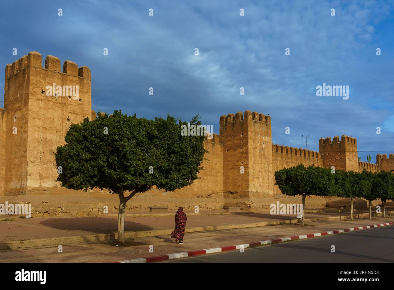 Taroudant medina gate hi-res stock photography and images - Alamy