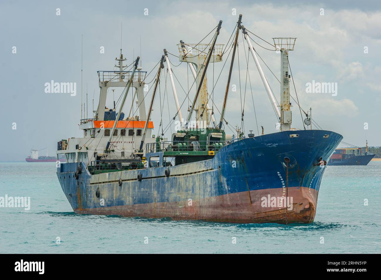 A small cargo ship Stock Photo - Alamy
