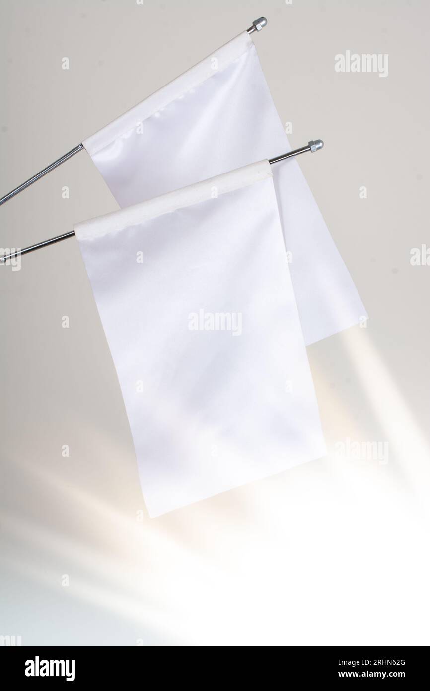 White flag surrender symbol hi-res stock photography and images - Alamy