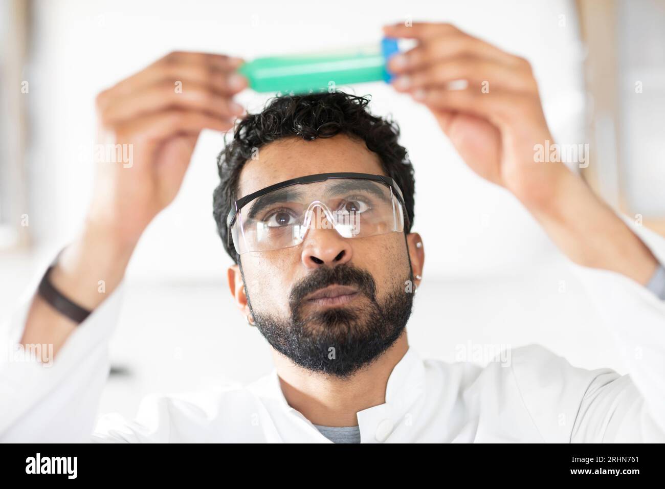 Indian male scientist hi-res stock photography and images - Alamy