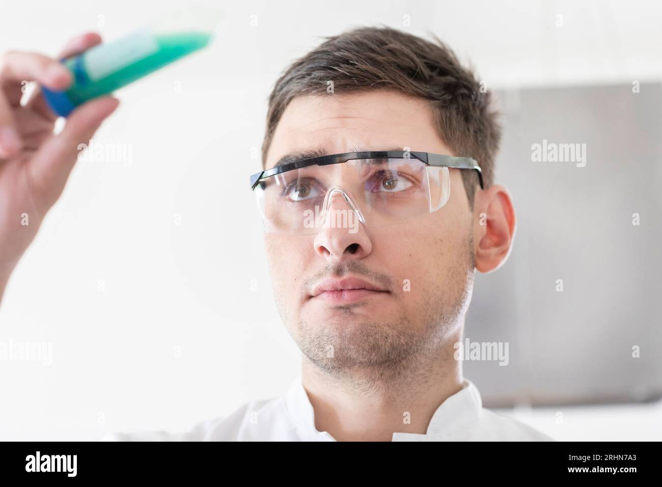 Early labor hi-res stock photography and images - Alamy