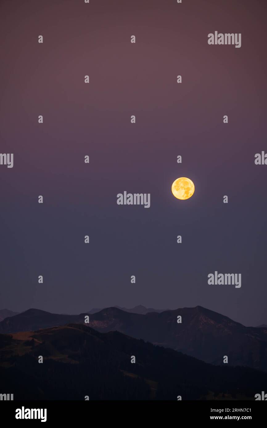 Full moon over summit hi-res stock photography and images - Alamy