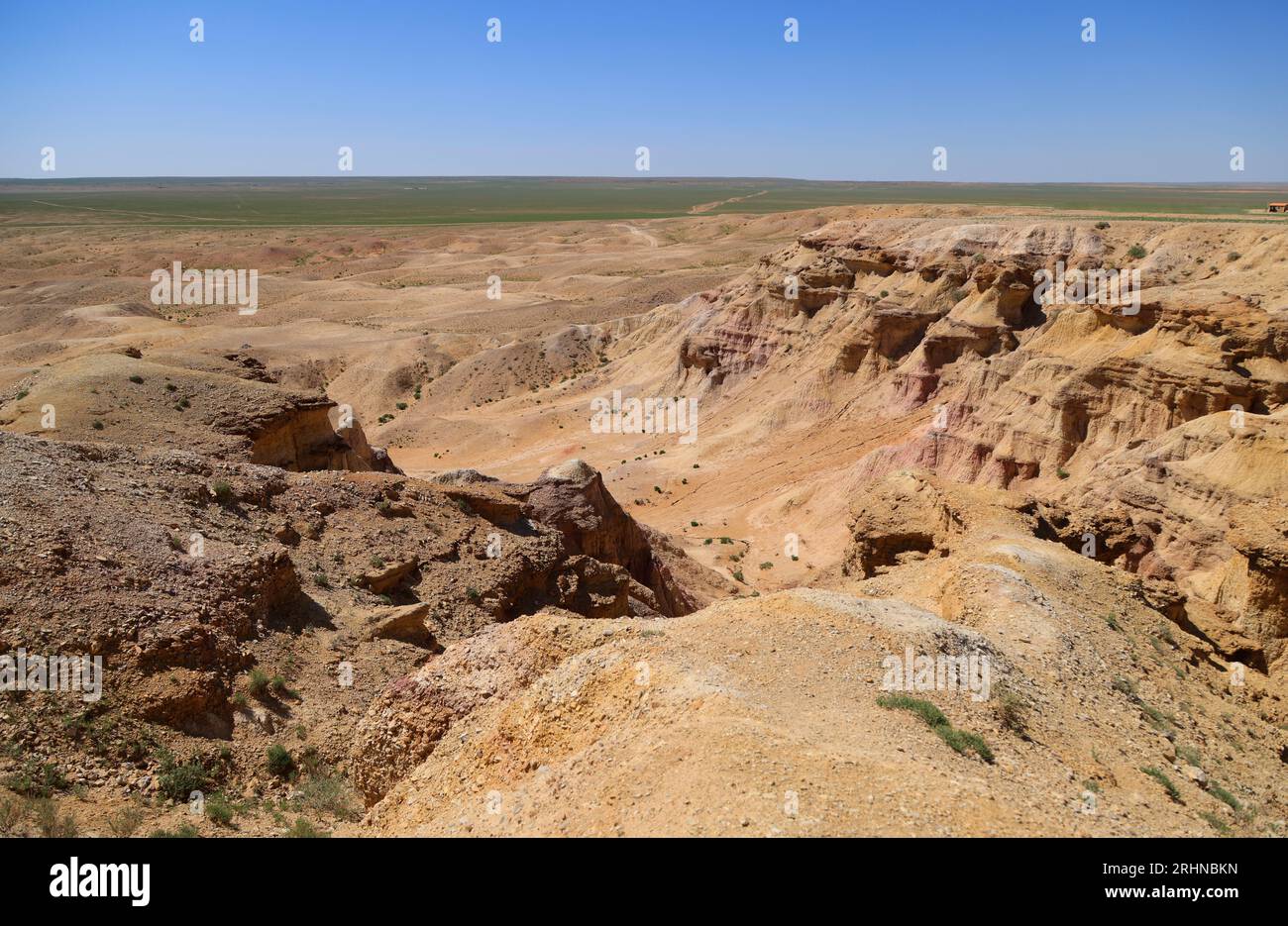 The rock formations of Tsagaan Suvarga in the Gobi Desert, Mongolia ...