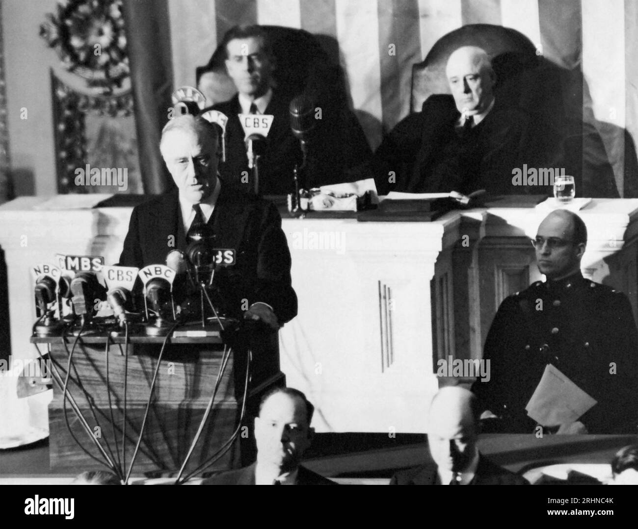 Fdr day of infamy speech Black and White Stock Photos & Images - Alamy Fdr day of infamy speech Black and White Stock Photos & Images - Alamy
