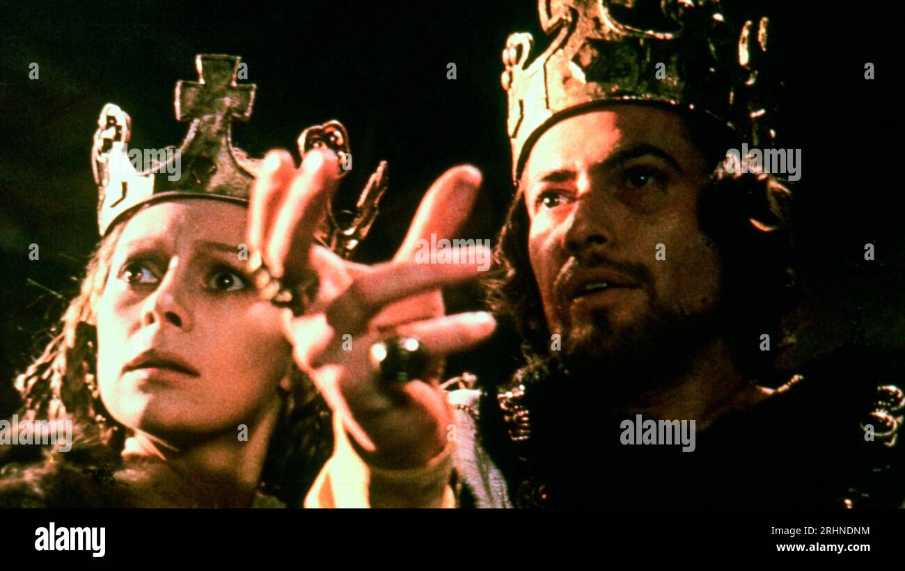 FRANCESCA ANNIS and JON FINCH in THE TRAGEDY OF MACBETH (1971 ...