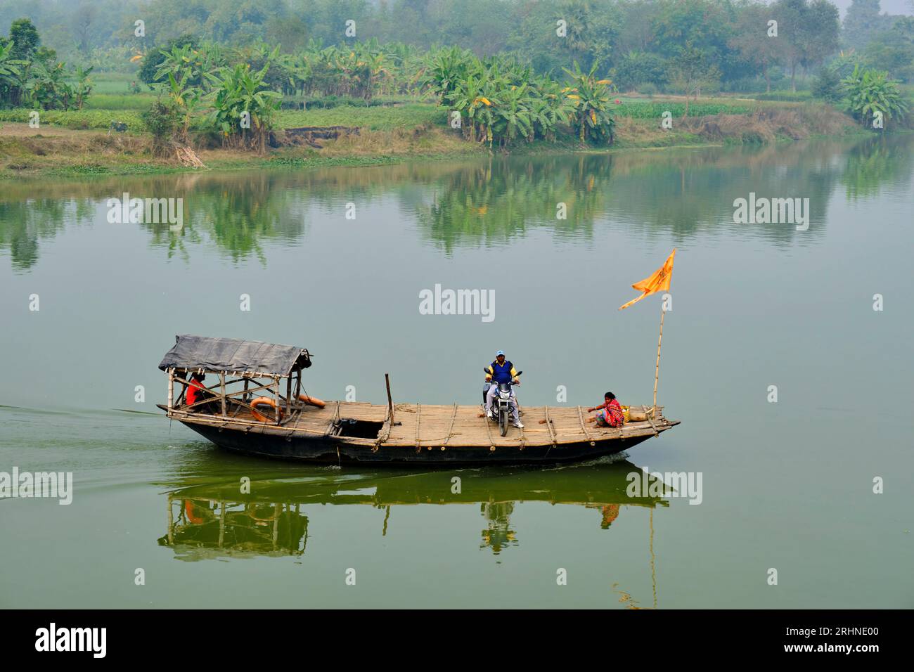 India, West Bengal, the Hooghly River defluent of the Ganges, river ...