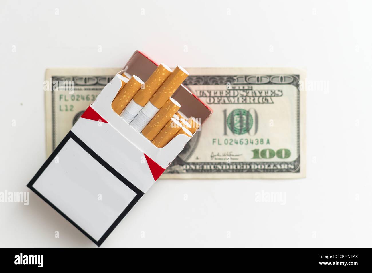 Cigarette pack warning usa hi-res stock photography and images - Alamy