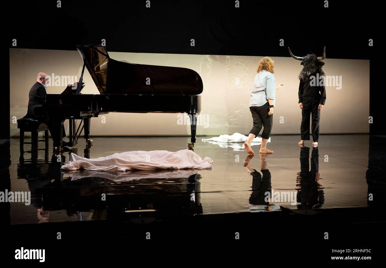 Edinburgh, Scotland, UK. 18th August 2023. Performance of cantata ...