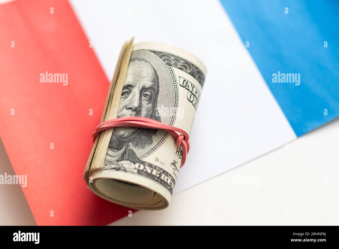 France flag burning hi-res stock photography and images - Alamy