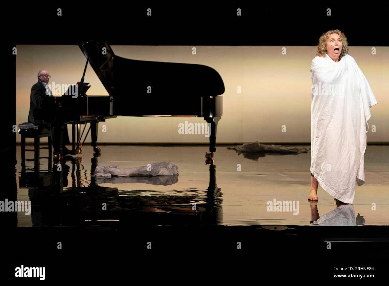 Christine rice opera hi-res stock photography and images - Alamy