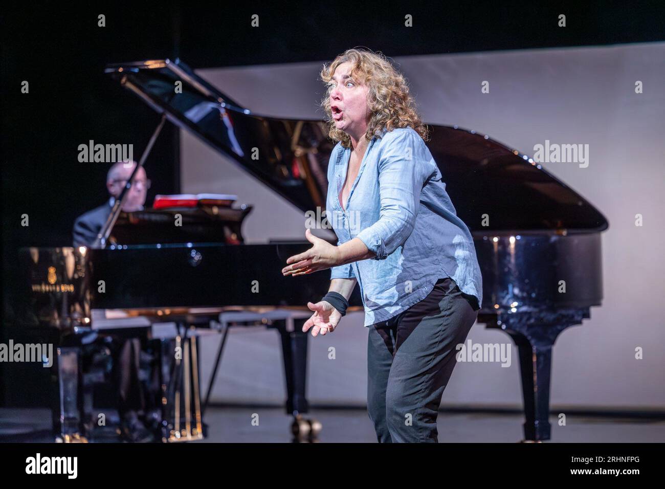 Richard hetherington hi-res stock photography and images - Alamy