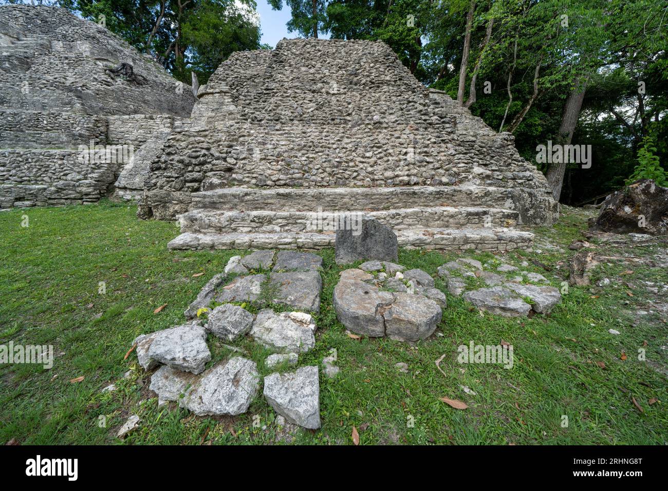 Stela 4 & other broken stelae in front of Structure B3 in the Mayan ...