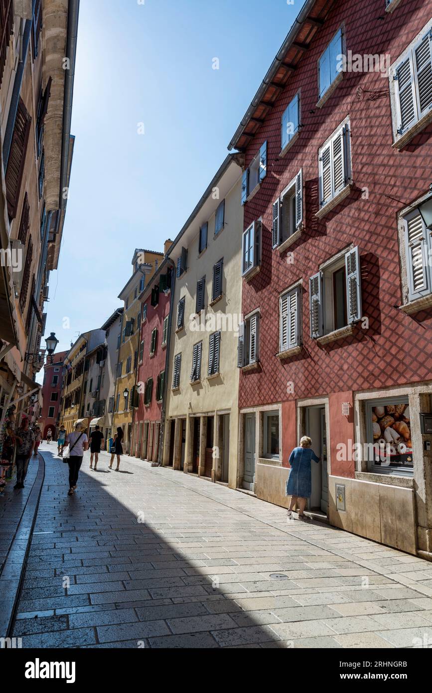 Historical street of rovinj hi-res stock photography and images - Alamy