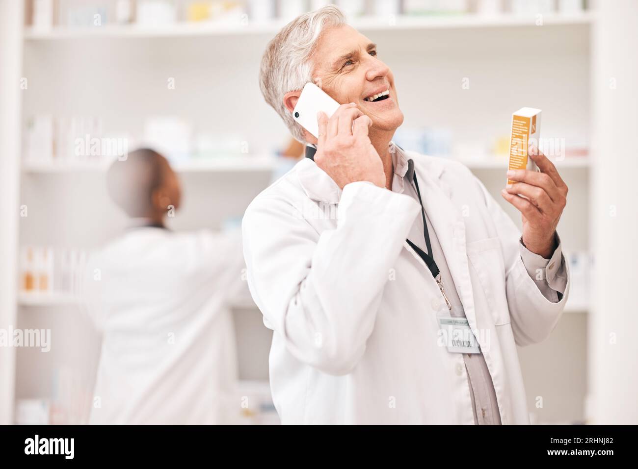 Senior doctor laughing on funny hi-res stock photography and images - Alamy