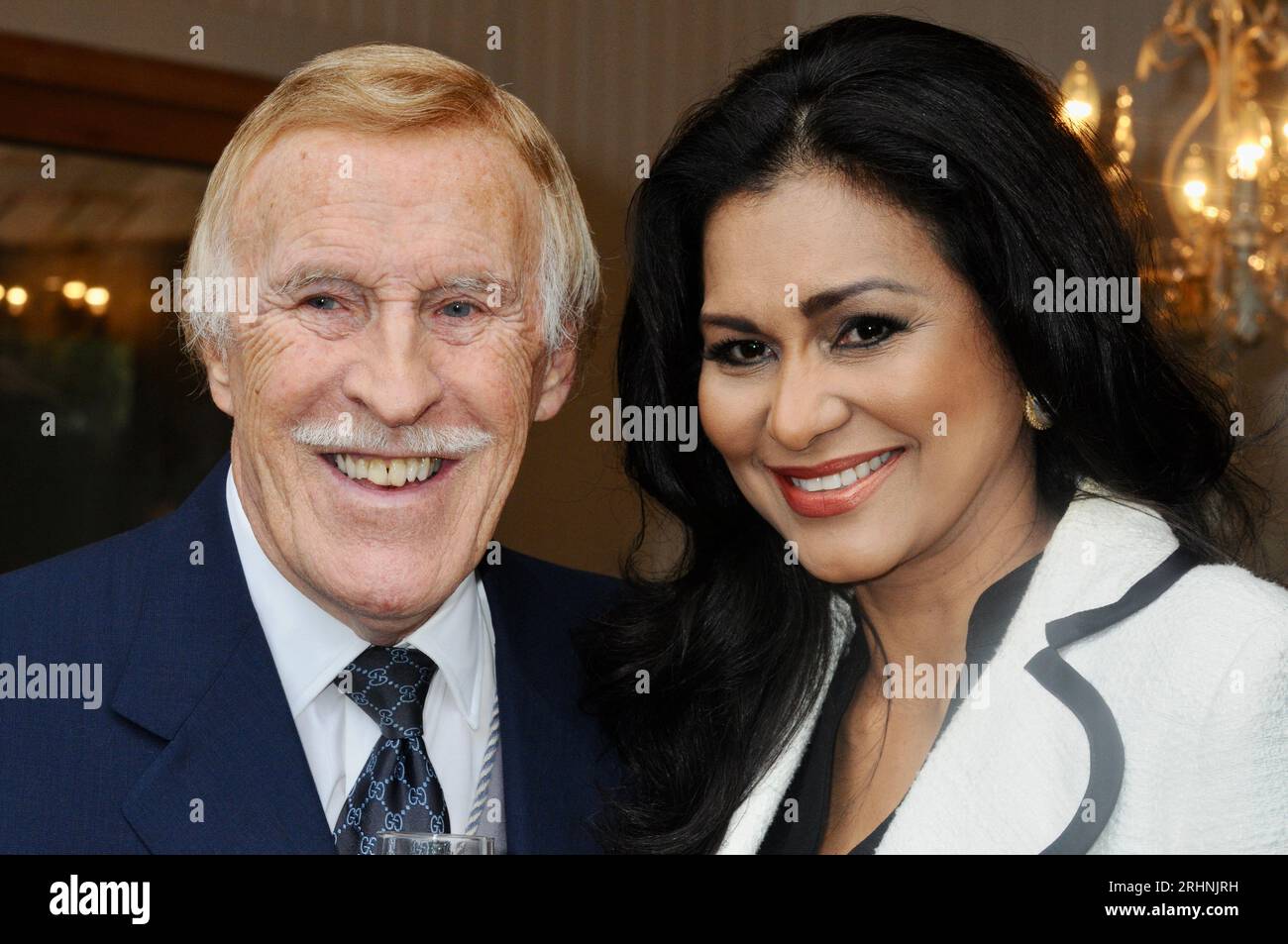 Bruce forsyth and winnie forsyth hi-res stock photography and images ...