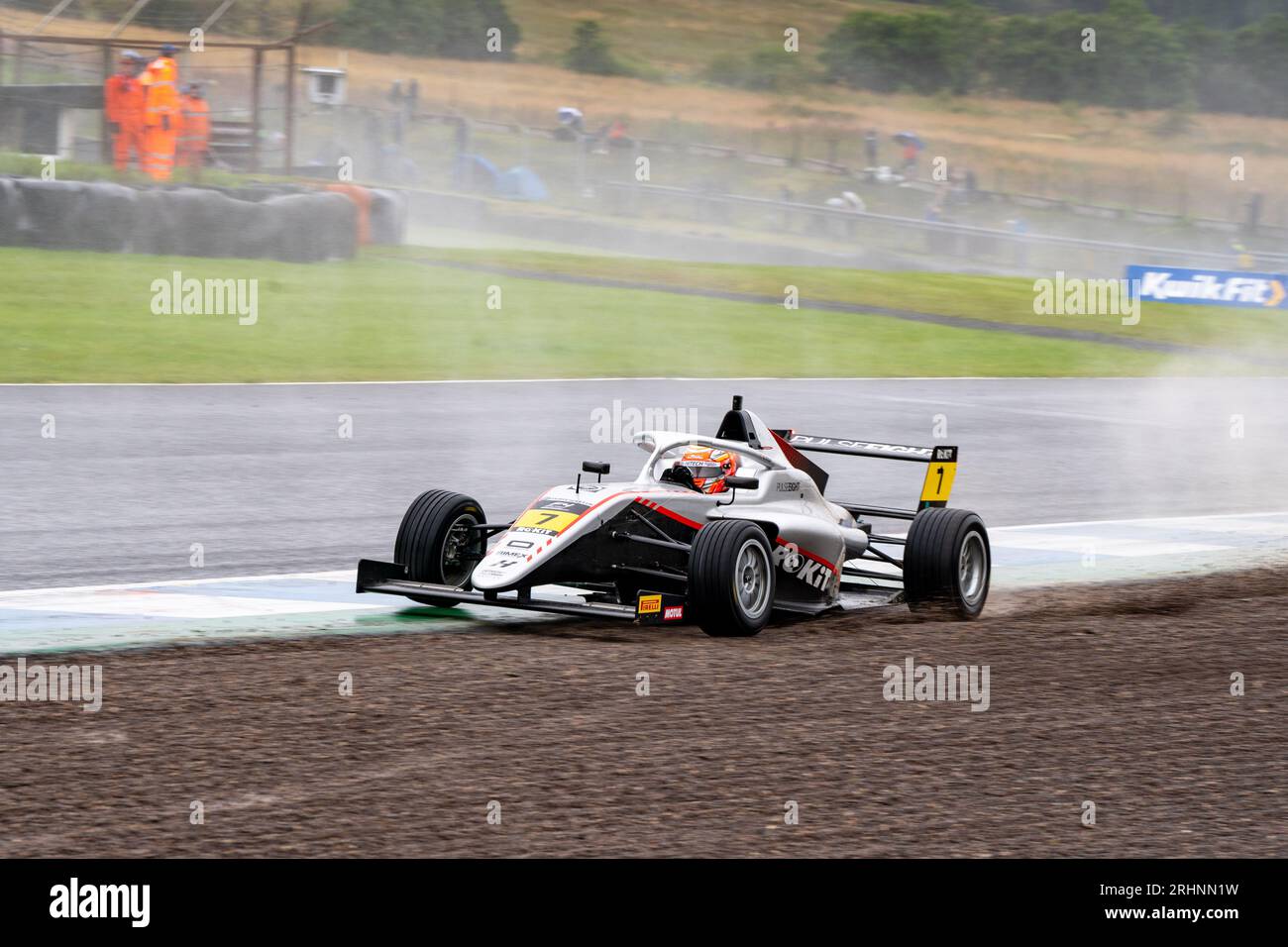 British F4 Gabriel STILP (#7) Hitech Pulse-Eight at Knockhill Racing ...