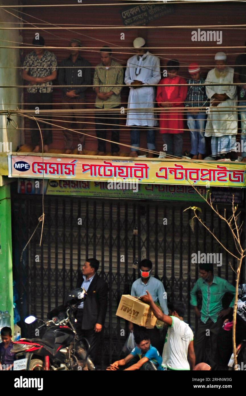 Thousands of devotees have thronged the bank of Turag in Tongi of ...