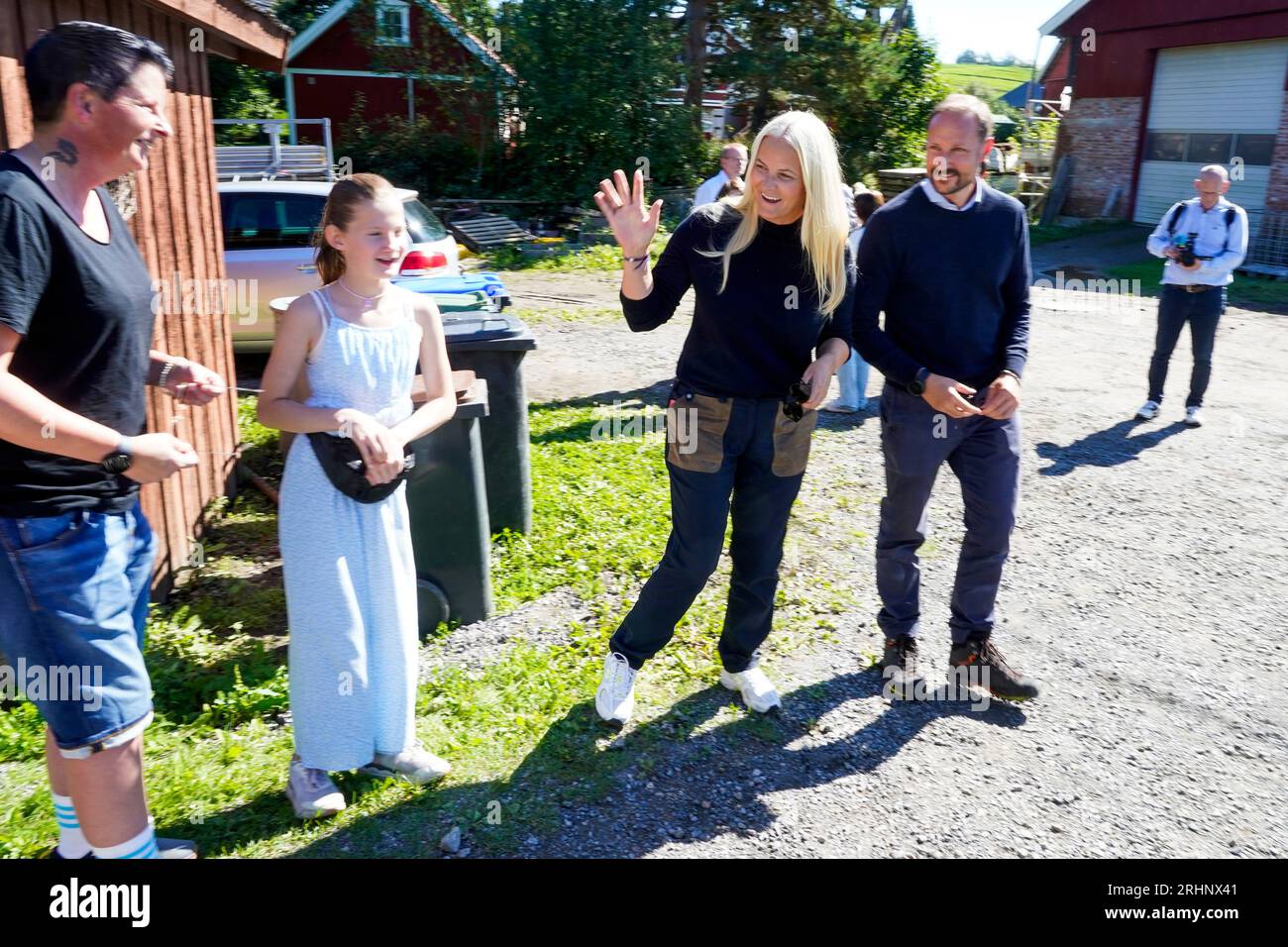 Lena 20230817.Crown Prince Haakon visits flood-affected areas on the ...