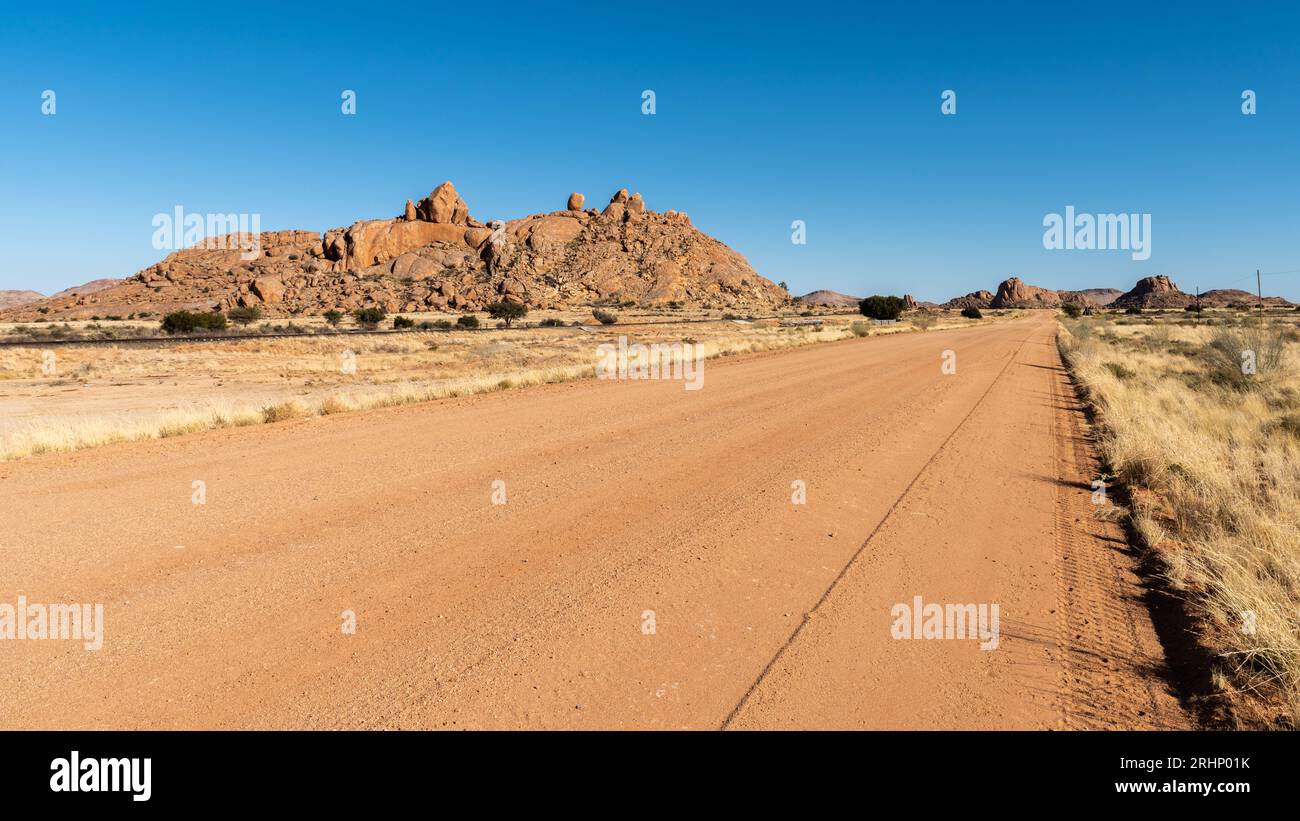 Graded gravel hi-res stock photography and images - Alamy