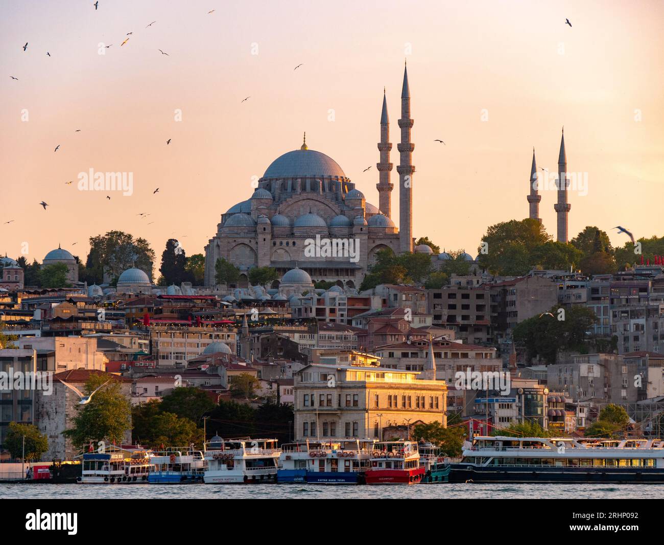Yeni mosque at sunset hi-res stock photography and images - Alamy