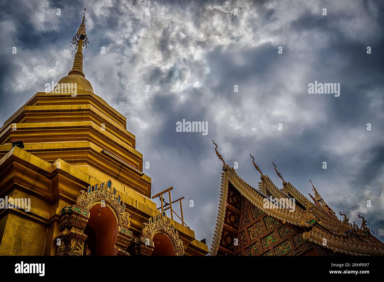 Chiang Rai and its temples Stock Photo - Alamy