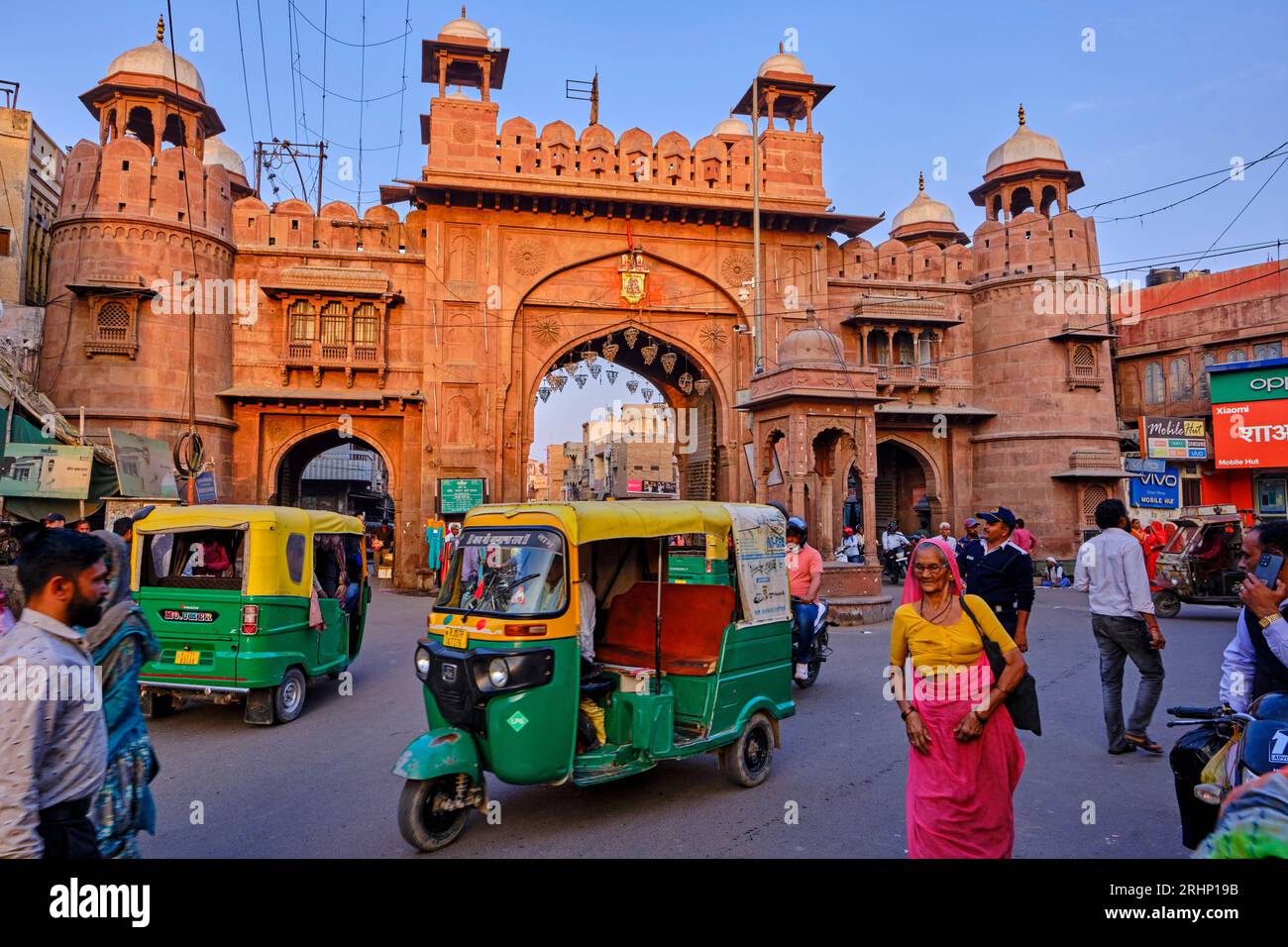 India, Rajasthan, Bikaner, Kote Gate door Stock Photo - Alamy