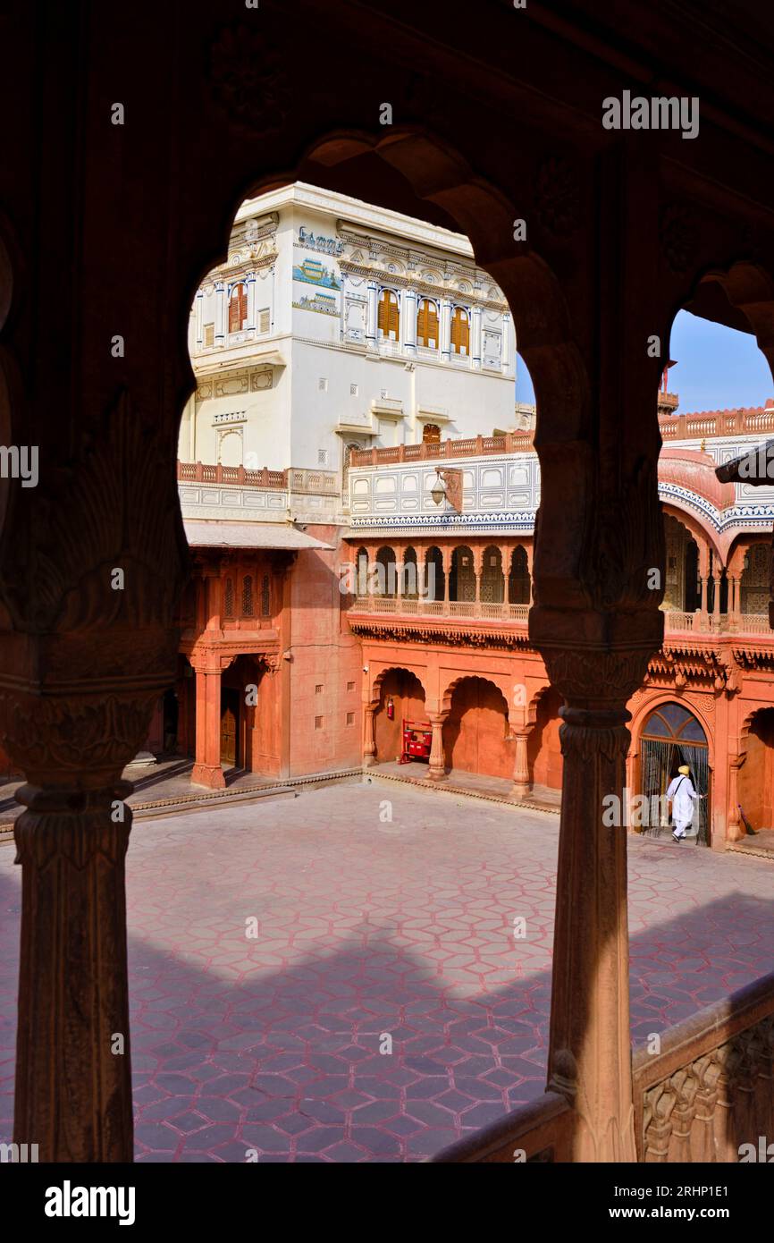 India, state of Rajasthan, Bikaner, Fort Junagarh built in red ...
