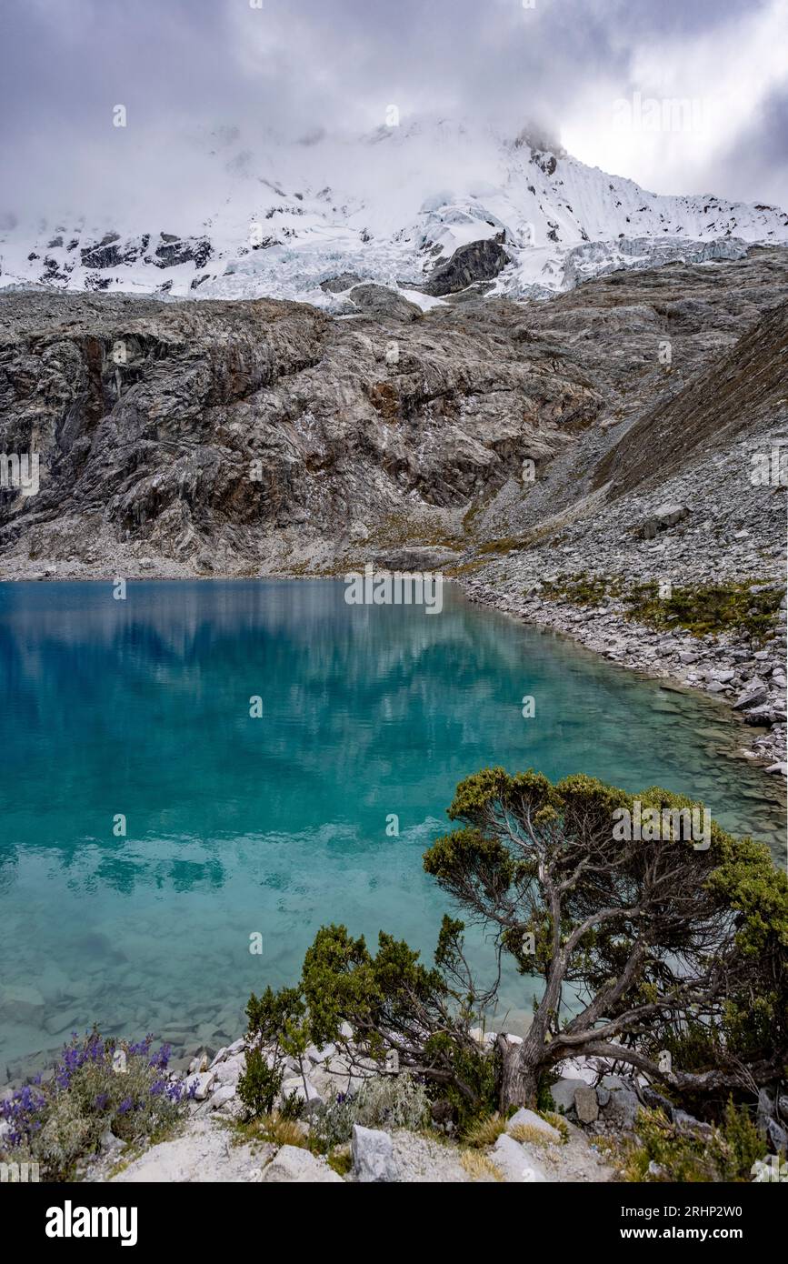 Laguna (lake) 69, Huascaran National Park, Cordillera Blanca , Andes ...