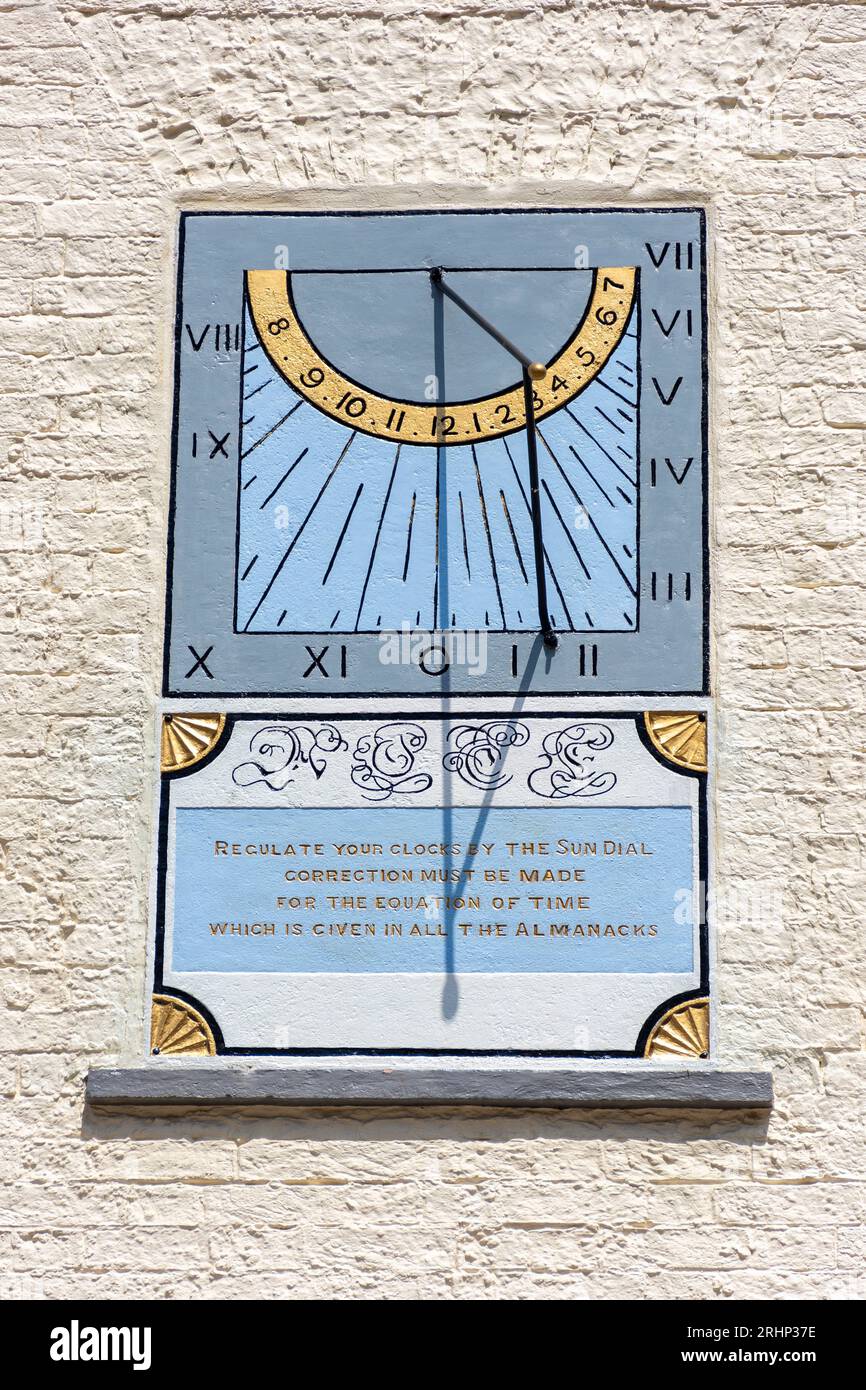 Sundial on wall of Piquet House, Royal Square (Place du Marche), St ...