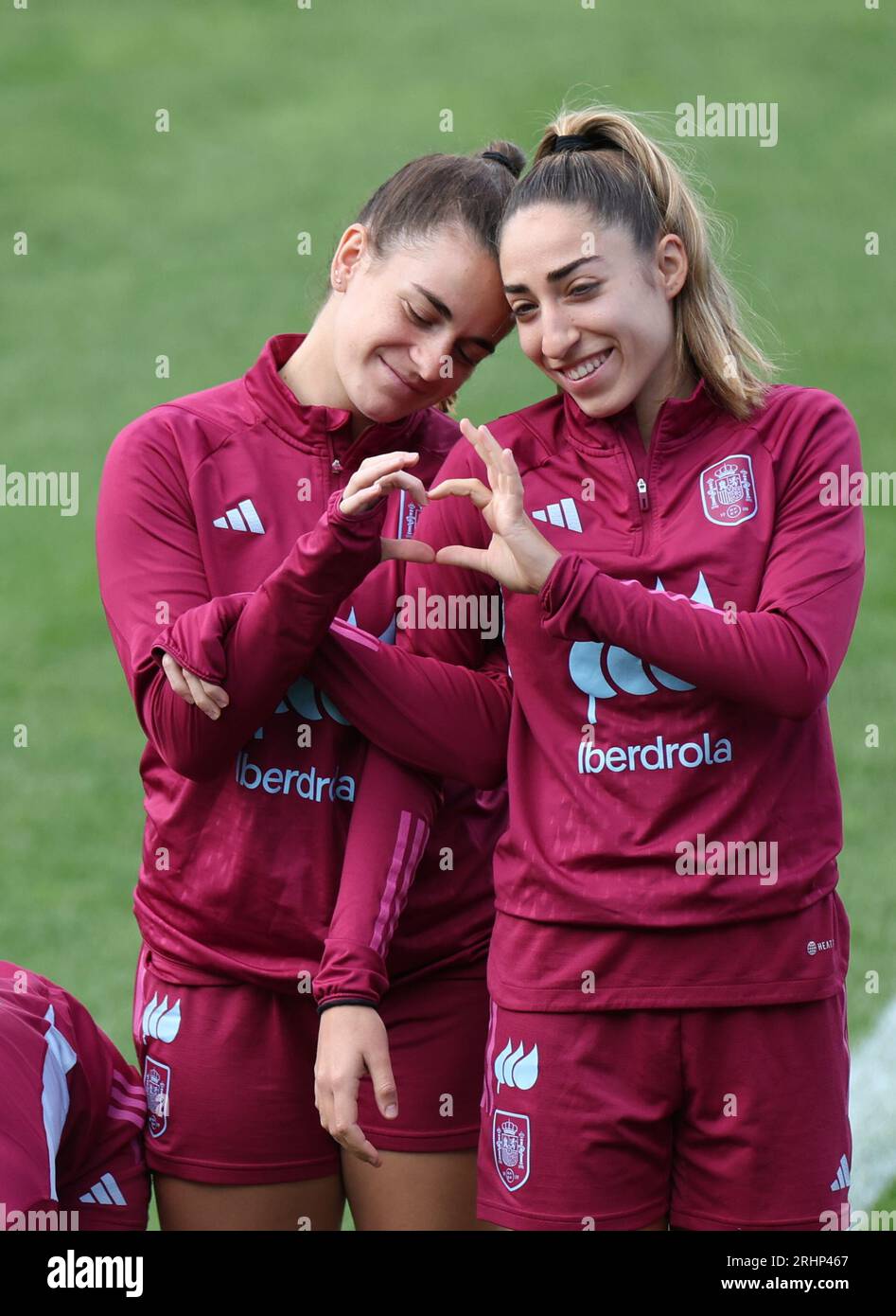 Sydney. 18 August, 2023. Spain's Teresa Abelleira and Olga Carmona ...