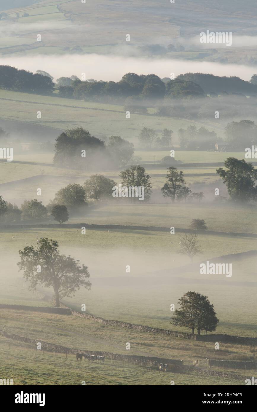 A temperature inversion and valley mist near Abdon, Lune Valley ...