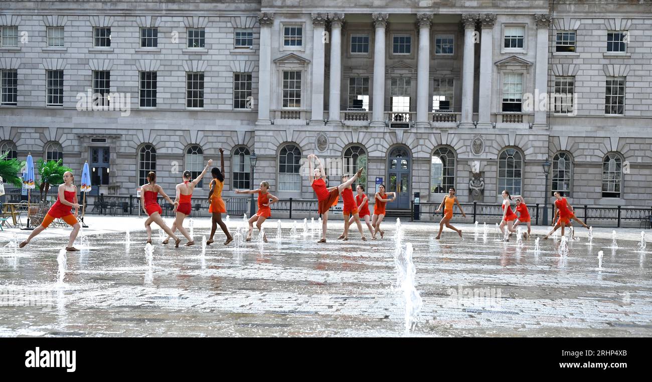 Dancers from Shobana Jeyasingh Dance rehearsing Counterpoint in the ...