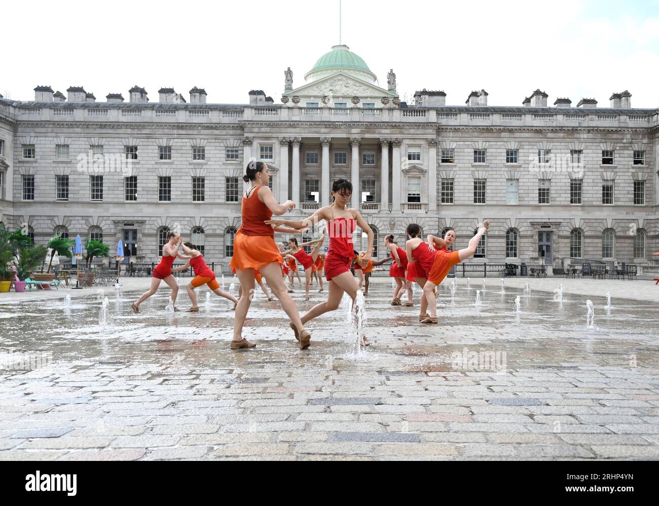Dancers from Shobana Jeyasingh Dance rehearsing Counterpoint in the ...
