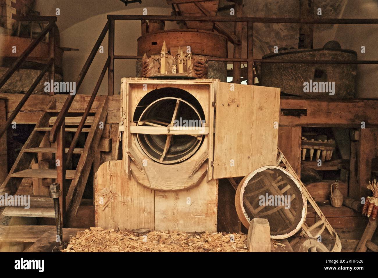 Noce basin hi-res stock photography and images - Alamy