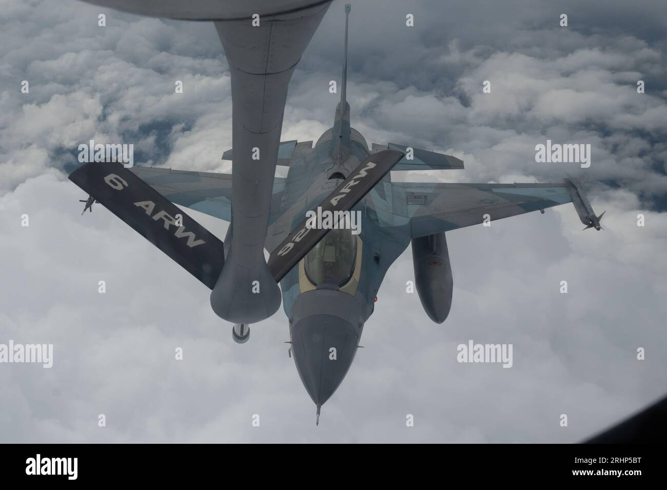 F 16 fighting falcon at red flag exercise hi-res stock photography and ...