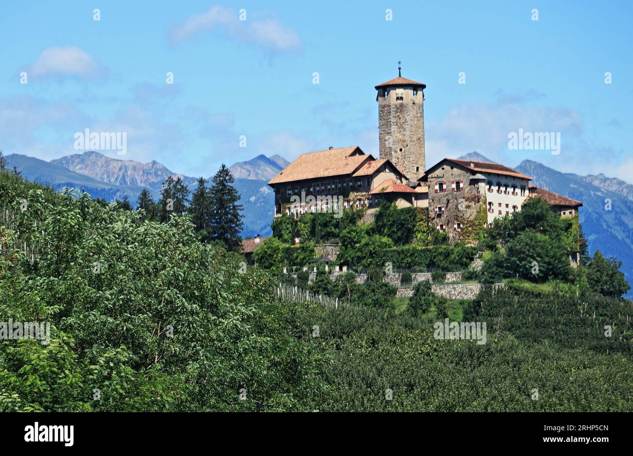 Non castle rooms hi-res stock photography and images - Alamy