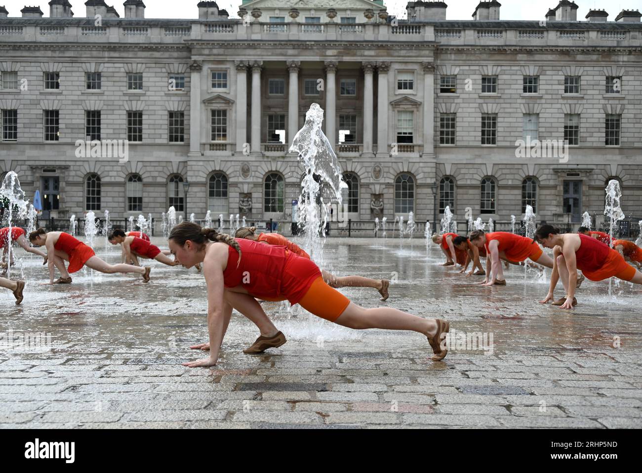 Dancers from Shobana Jeyasingh Dance rehearsing Counterpoint in the ...