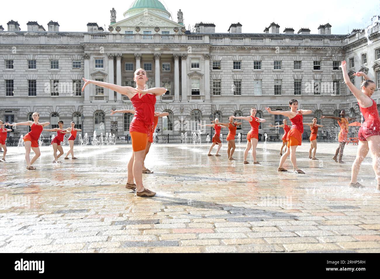 Dancers from Shobana Jeyasingh Dance rehearsing Counterpoint in the ...