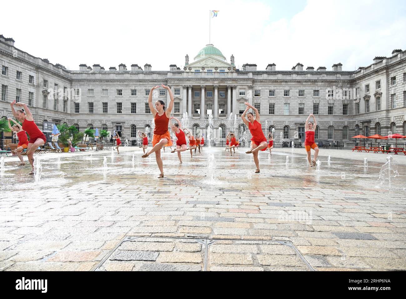 Dancers from Shobana Jeyasingh Dance rehearsing Counterpoint in the ...