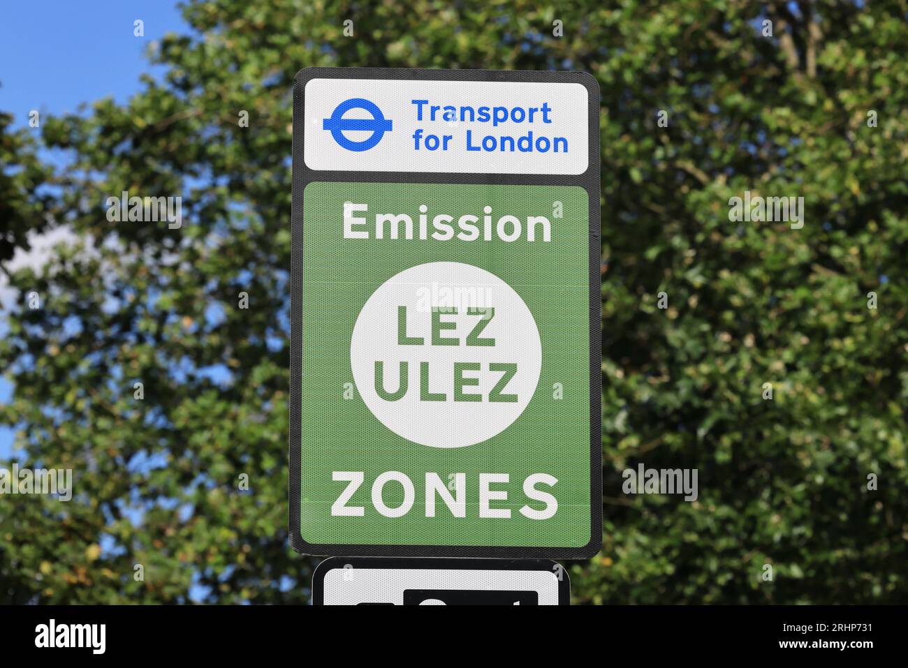 New TFL sign ready for the controversial ULEZ zone expansion at the end ...
