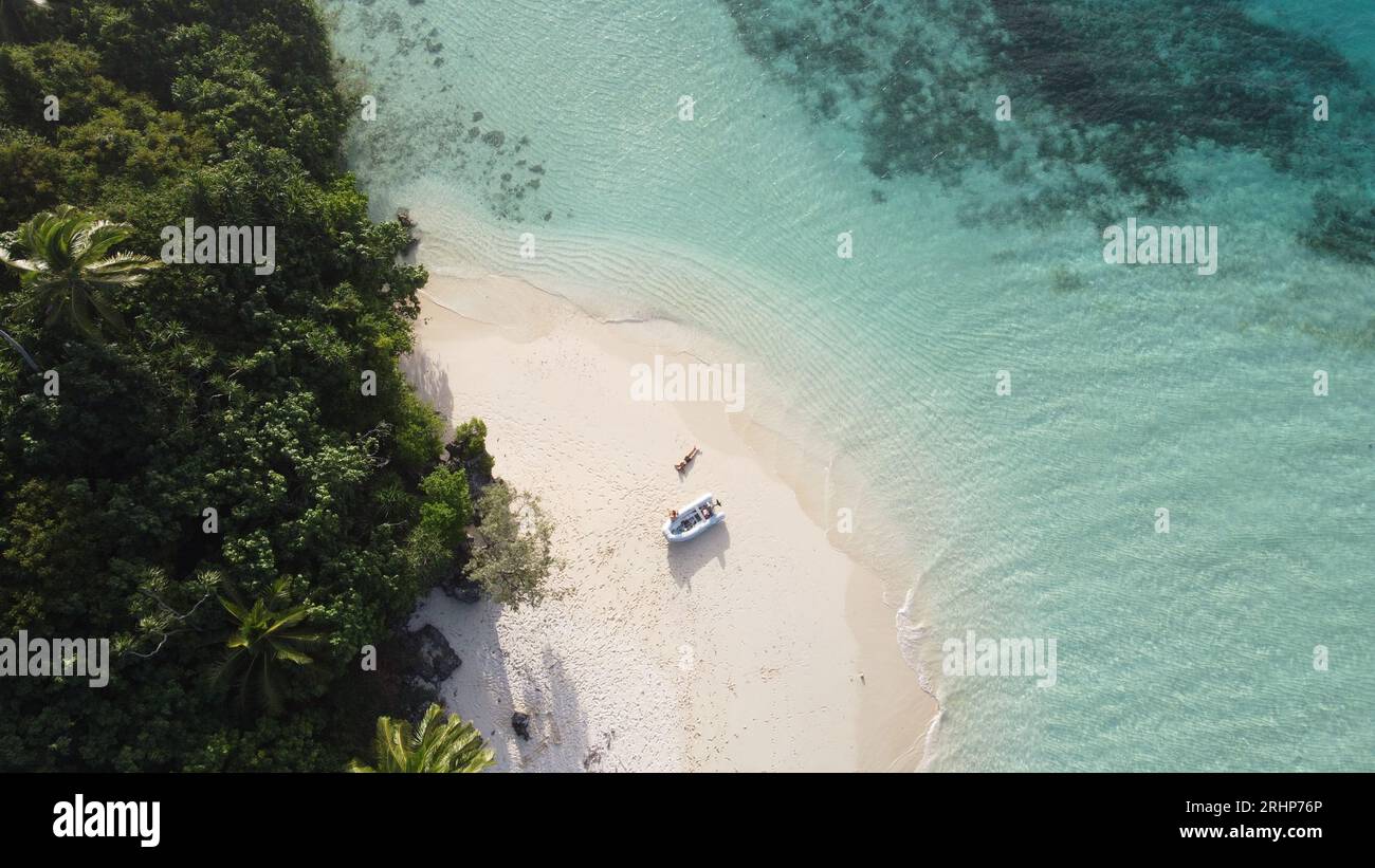 Kingdom of tonga aerial hi-res stock photography and images - Alamy