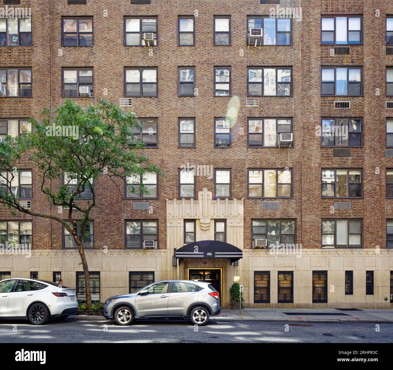 414 East 52nd Street is one of six Emery Roth-designed apartment ...