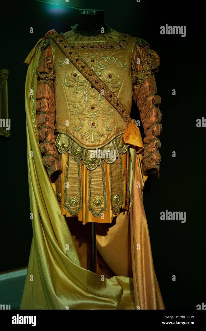 Lisbon opera hi-res stock photography and images - Alamy